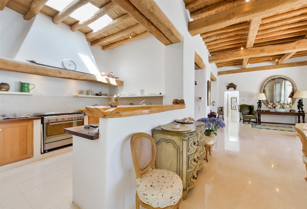 Modern Ibiza Fincas Interiors (1) | Kelosa